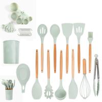 China Silicone Kitchenware Cookware Set with Wooden Handle Heat Resistant 7 Piece for OEM ODM for sale
