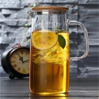 China Thickened High Borosilicate Glass Juice Zapper 1L Cold Water Jug with Stainless Steel Lid for sale