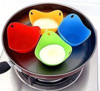 China Custom Logo Silicone Microwave Egg Poacher Cups for Perfect Poached Eggs 9CM Diameter for sale