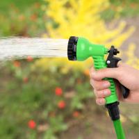 China Expandable Garden Water Hose 25-250ft Heavy Duty with 7 Function Spray Nozzle 1:3 Expanding Rate for sale