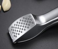 China Stainless Steel Zinc Alloy Manual Garlic Press 16cm Hand Press Kitchen Tool for sale