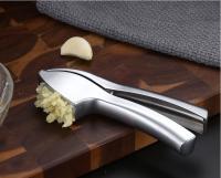 China Stainless Steel Zinc Alloy Manual Garlic Press 16cm Hand Press Kitchen Tool for sale
