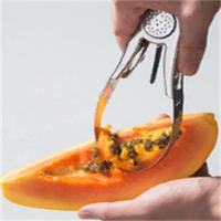 China 304 Stainless Steel 2 in 1 Mango Peeler and Slicer Manual Fruit Digging Tool 17.8cm for sale