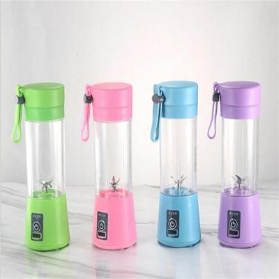 China 380ml Portable Mini Electric Juicer Blender for Home Kitchen Fruit Mixing for sale