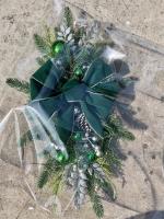 China Christmas Stair Garland Decoration with Natural Rattan Circle 60x30x10 cm OEM ODM for sale