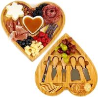 China Round Bamboo Cheese Board and Charcuterie Board Set with Knife 22.5x22.5cm for sale