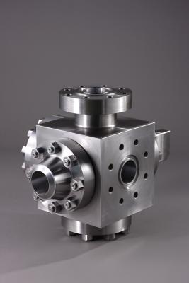 China High Pressure Mud Pump Fluid End Parts Cylinder Head API Standard for sale