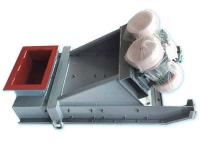 China Reliable Sealing Vibratory Tray Feeder Dust Proof Double Motor Equipped for sale