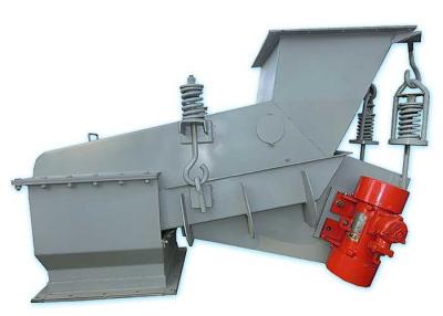 China Full Enclosed Effective Vibratory Feeder Stable Compact For Mining Industry for sale