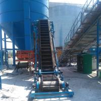 China Large Angle Heavy Duty Cleated 650mm Sidewall Belt Conveyor for sale