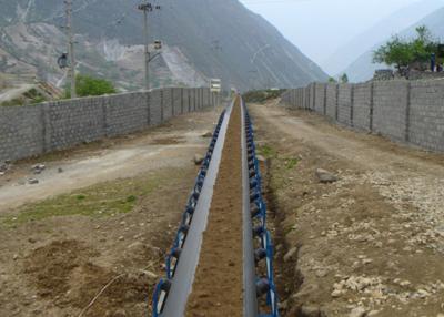 China Carbon Steel 131t/h Inclined Belt Conveyor Troughing Idler for sale