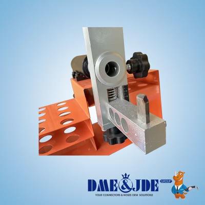 China Manual Hose Skiving Machine Mechanical Structure For Construction for sale