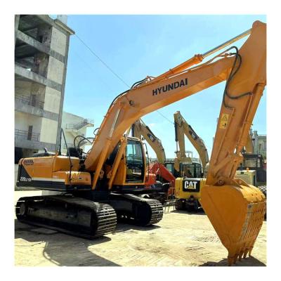China Latest Model 22 Ton Hyundai 220LC-9S Excavator in Shanghai with 1.03m3 Bucket Capacity for sale