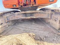 China 30 Ton Doosan DH300 Used Excavator and Active in Shanghai with 2900 Working Hours for sale