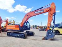 China Japan Used Doosan DX300LC Excavator with 2.9TON Operating Weight and Original Cylinder for sale