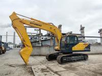 China The ORIGINAL Used Hyundai Crawler Excavator R220 with 1.05m3 Bucket Capacity in Shanghai for sale