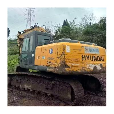 China Good Working Condition 25 Ton Used Hyundai 225-7 Excavator with 21000 KG Machine Weight for sale