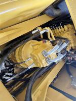 China Shanghai Used Komatsu PC450-8 Excavator 2.1 m3 Bucket Capacity 45000 KG Machine Weight for sale
