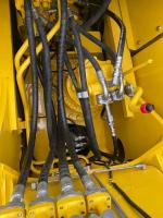 China Komatsu PC220-8MO Excavator with Original Hydraulic Valve and Pump in Good Condition for sale