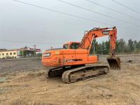 China Korea Made Doosan DX225 Crawler Excavator With 1.05m3 Bucket Capacity And 115KW Power for sale
