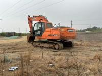 China Korea Made Doosan DX225 Crawler Excavator With 1.05m3 Bucket Capacity And 115KW Power for sale