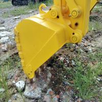 China Japan Made Good Condition Komatsu PC130 Excavator 13 Ton Crawler Machine Weight in Shanghai for sale