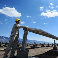 China Anti Corrosive High Efficiency Bifacial Solar Panels 182mm Europe Farm Solar System for sale