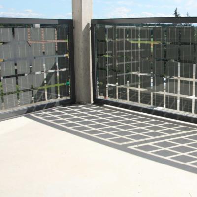 China Bifacial High Power Solar Panels Customized Glass Solar Panel Cost For Sunroom for sale