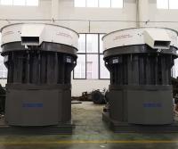 China KLF880 Self-Lock Oil Cooling Plastic Pellet Mill 3 Rollers 200KW 3-4t/h Capacity Plastic Recycling Machine for sale