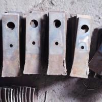 China Manganese Steel Hammer Mill Blades & Pellet Press Parts - 2000-10000 Ton Capacity, 1.0-28mm Hole Diameter for sale