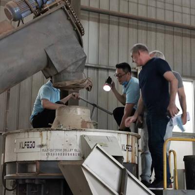 China KLF880 Paper Waste Pellet Mill 3-4tph Output with 880mm Ring Die for Biomass Recycling for sale