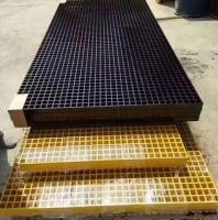 China FRP GRP Mesh Plastic Heavy Duty Fiberglass Grating Flooring / Walkway Frp Grating for sale