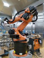 China KUKA KR60-3 IP65 Industrial Palletizing Robot Cell with 2033mm Reach and 700 Cycles/Hour Efficiency for sale