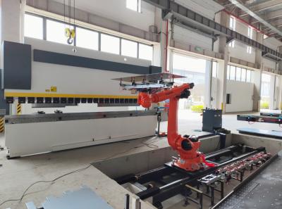 China Flexibility And 210kg Payload Advanced Industrial Robot Cell With KR C4 Controller for sale