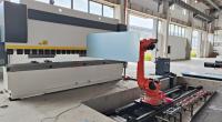China KUKA KR 210 R2700 Industrial Robot Cell 210kg Payload 6 Axis Workstation for sale