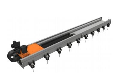China Industrial Robot Ground Rail 500kg Payload IP65 Welding Linear Track 30m Travel for sale