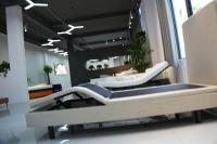 China MIENSI E4 Smart Adjustable Bed Base with Zero-Gravity Mode, 27-inch Legs & German OKIN Motors for sale