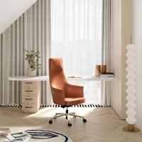 China Luxury Executive Office Leather Chairs With Wheels and Adjustable Height for sale
