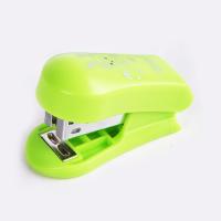 China Fancy office stationery stapler 24/6 mini plastic office stapler for sale