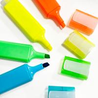 China Factory Directly Price 4PCS Fluorescent Ink PVC Bag Set Marker Pen Chisel Fiber Tip Highlighter for sale