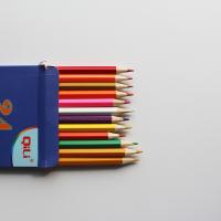 China Custom Diy Artist Colorful Set Of 24 Multi Long Colored Pencils Set for sale