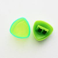 China office and school stationery fluorescent green small plastic sharpener for sale