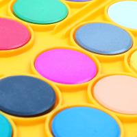 China 8 Color High Quality Wear Well Mini Milk Watercolor Paint Set for sale