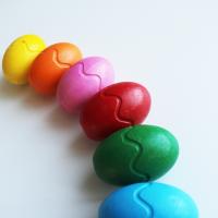 China Creative 3D Egg Shaped Cartoon Plastic Crayons for Coloring for sale