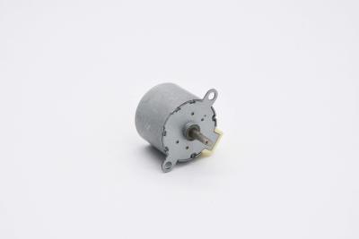China 37 MH Phase Inductance Permanent Magnet Stepper Motor 5 Mm Shaft 5 Cable Unipolar for sale