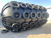 China Black Pneumatic Rubber Fender Customized With Chain Net ISO CCS Certificated for sale