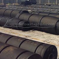 China Weather Resistant Marine Rubber Fender / Tugboat Fender With Stainless Steel Accessories for sale