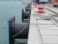 China Durable Marine Dock Rubber Fenders Customized With Stainless Steel Chain for sale