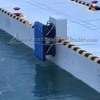 China Durable Marine Dock Rubber Fenders Customized With Stainless Steel Chain for sale