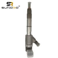 China SUNORO Excavator Accessories Mitsubishi Engine diesel Engine Injector DL06FR110603 diesel Engine Fuel Rail Injector for sale